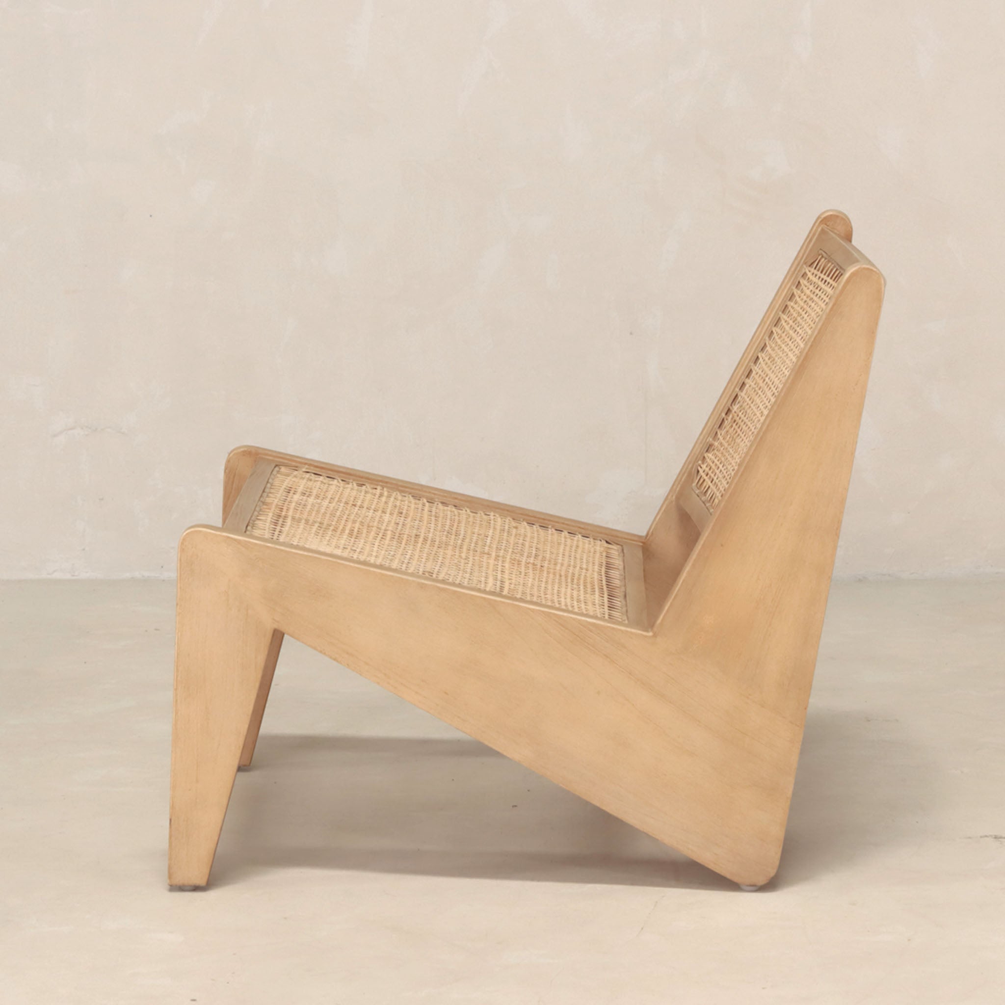 Kangaroo Chair – TreeHause